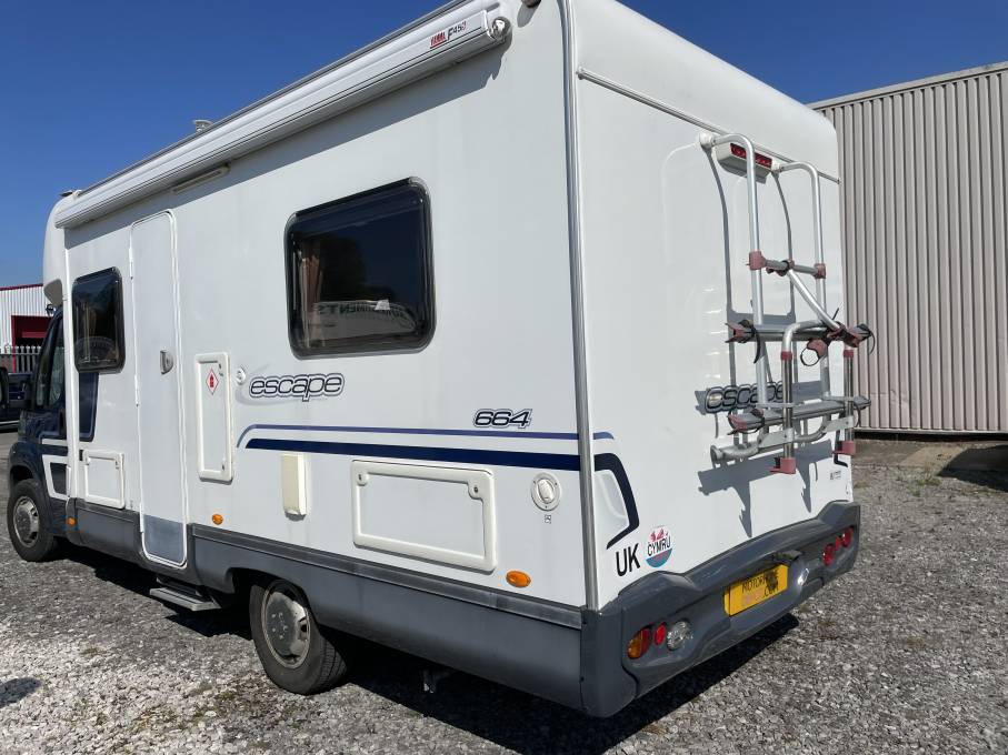 Swift Escape 664