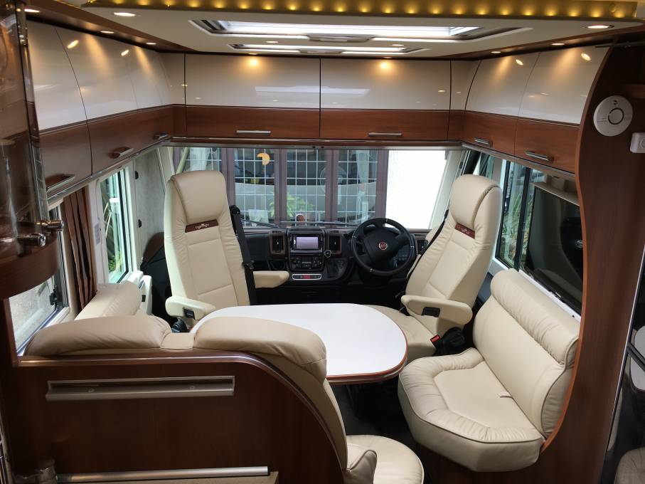 CARTHAGO CHIC C-LINE 4.9 LE L SUPERIOR