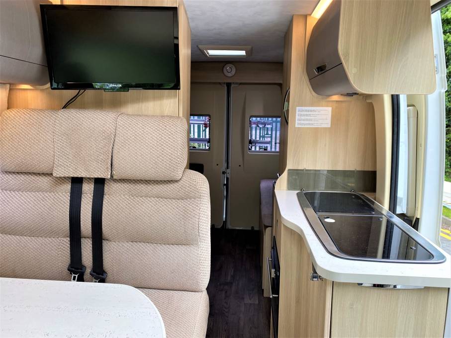 Autotrail Tribute 669