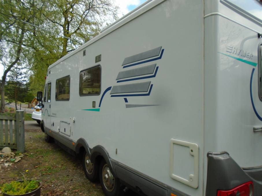 Hymer B754