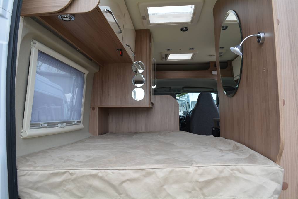 2016 Dreamer D42 Camper