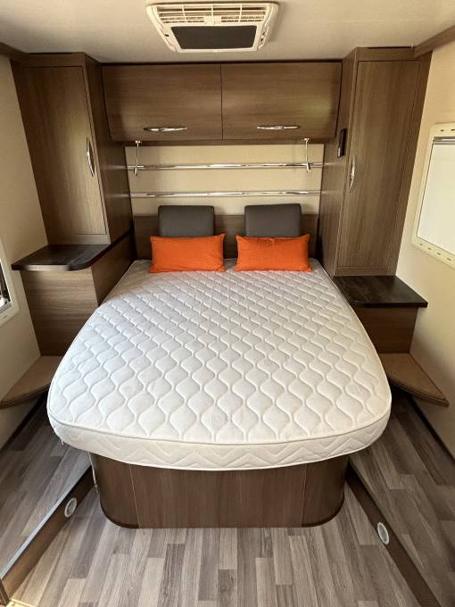 Chausson Welcome 718 EB 4 Berth 4 Belt Island Bed Motorhome FOR SALE