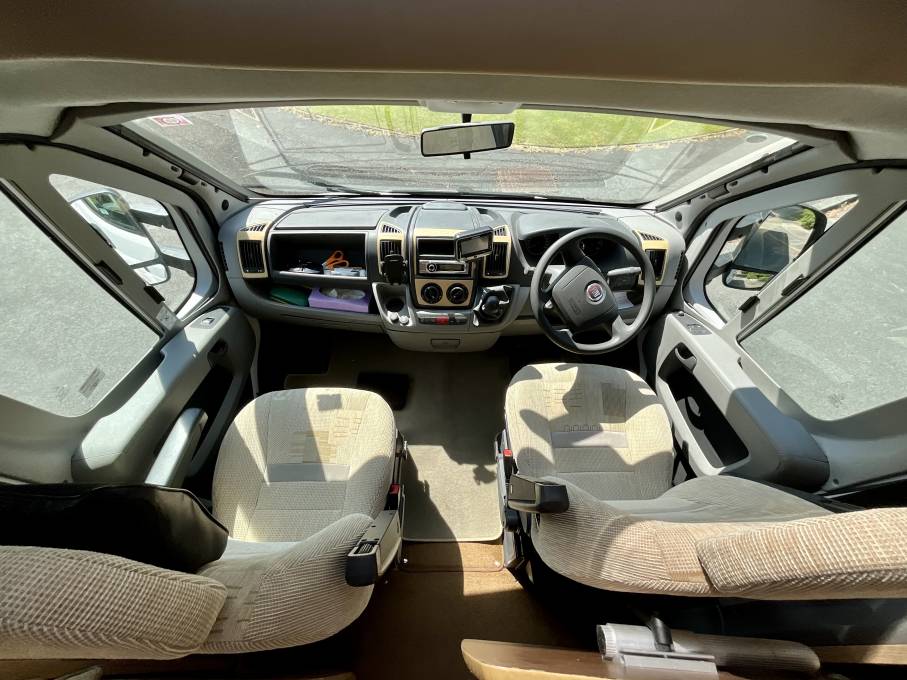 Bessacarr E510, 2008, 2 berth, 2 belted seats motorhome for sale