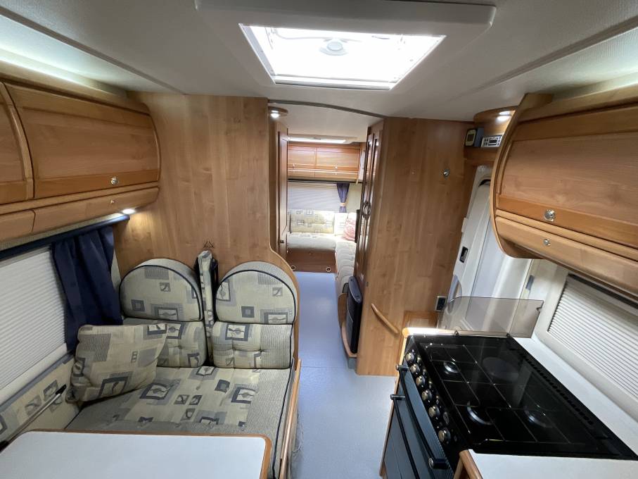 Autotrail Scout 6 berth/belt rear U shaped lounge motorhome