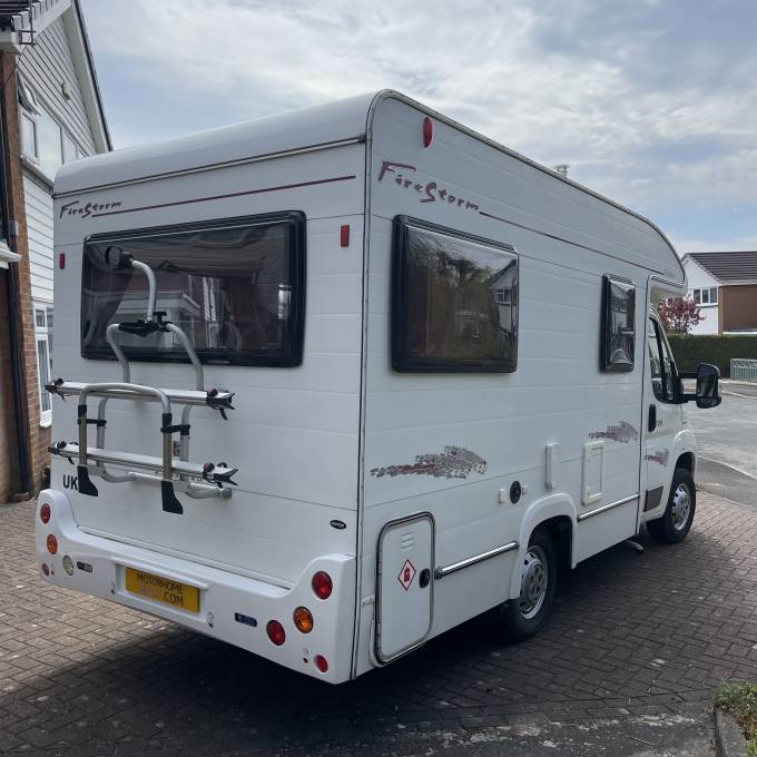 Elddis Firestorm Avantgarde 120
