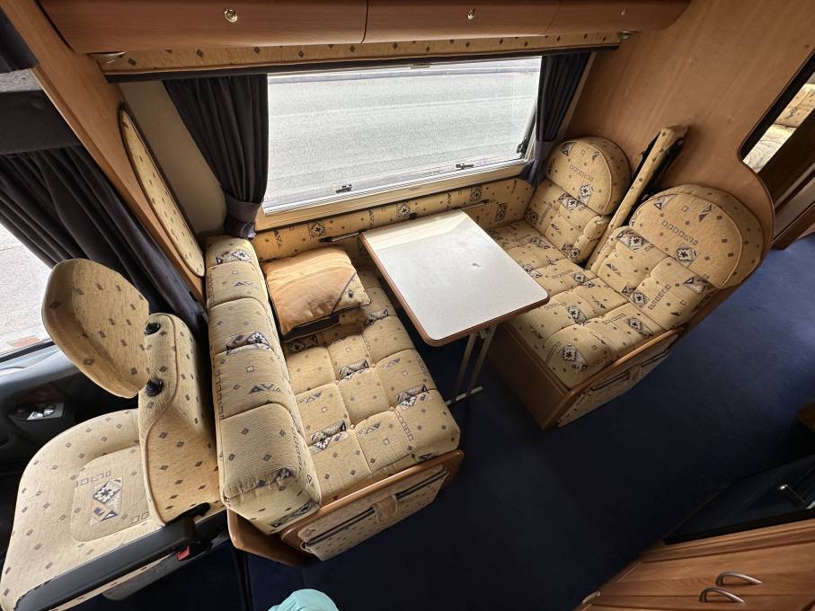 Autotrail Arapaho 6 Berth Rear Lounge Twin Axle Motorhome For Sale