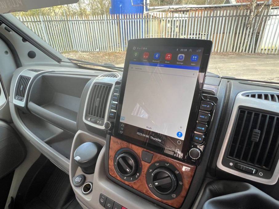 Autotrail Arapaho 4 Berth 4 Seatbelts Rear Lounge Motorhome For Sale