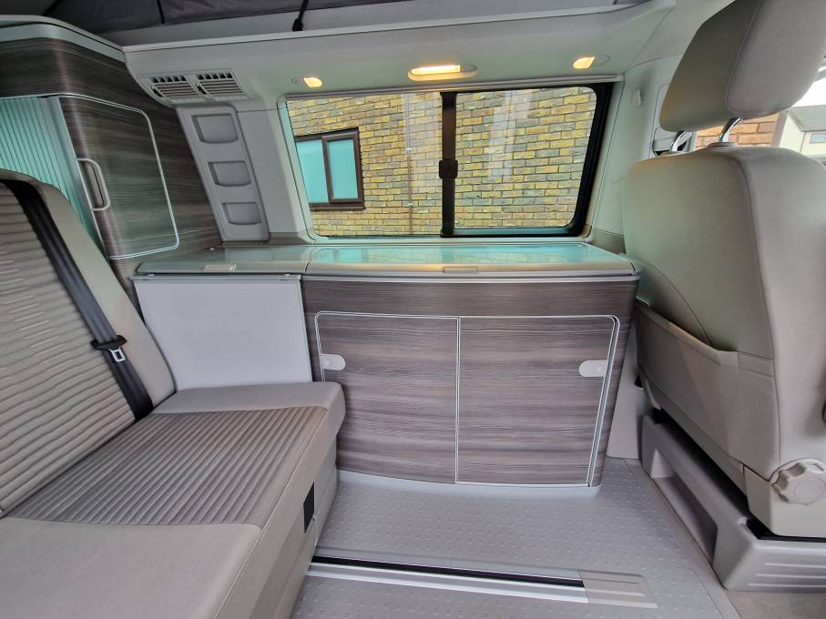 2017 VW CALIFORNIA OCEAN 204BHP - LOW MILES - HIGH SPEC - FSH - LOVELY ...