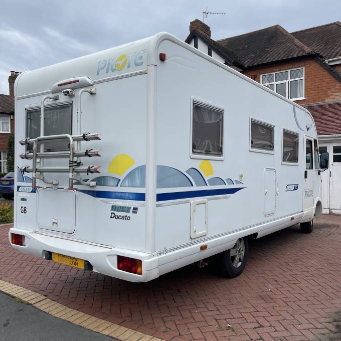 Pilote Galaxy 50 6 Berth 4 Seatbelts