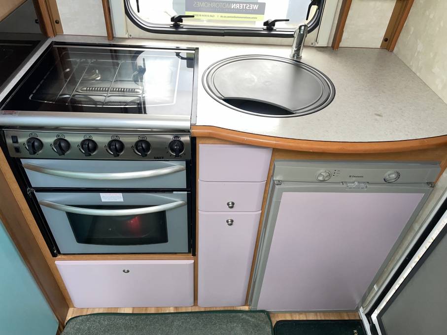 Bessacarr E410 - 2004 - 2 Berth - Rear Kitchen - Motorhome For Sale