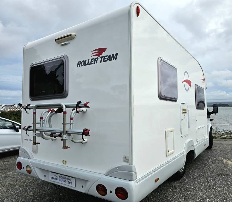 Roller Team Auto Roller 200 2007 35k 2 berth end kitchen