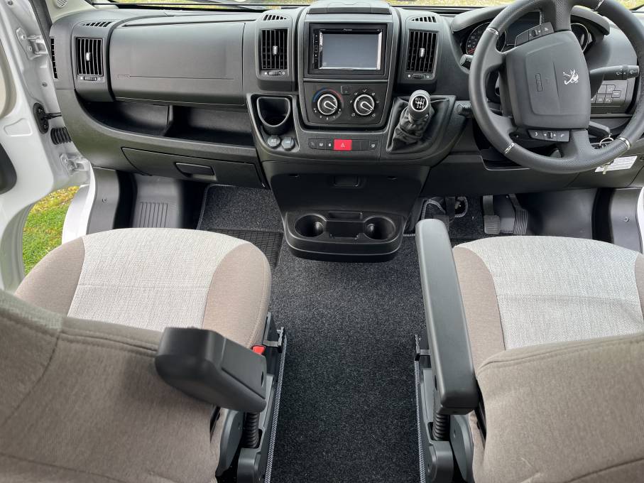 COMPASS AVANTGARDE 194 PEUGOT 2023 4 BERTH 4 SEATBELT MOTORHOME FOR SALE