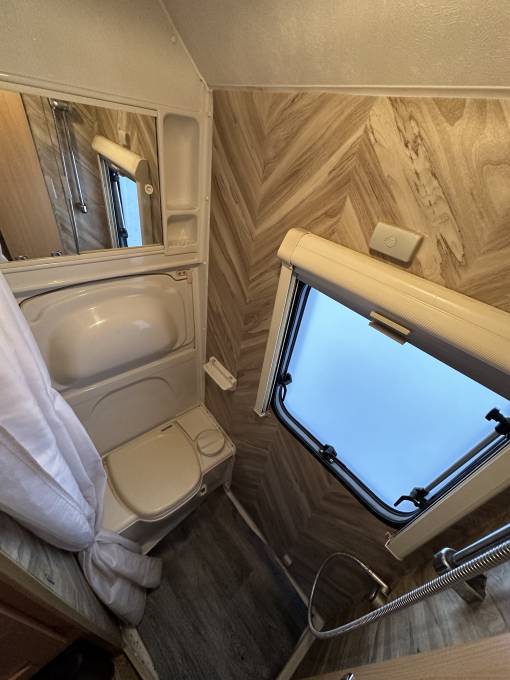 COMPASS SUNTOR AVANTGARDE 100 4 BERTH MOTORHOME FOR SALE