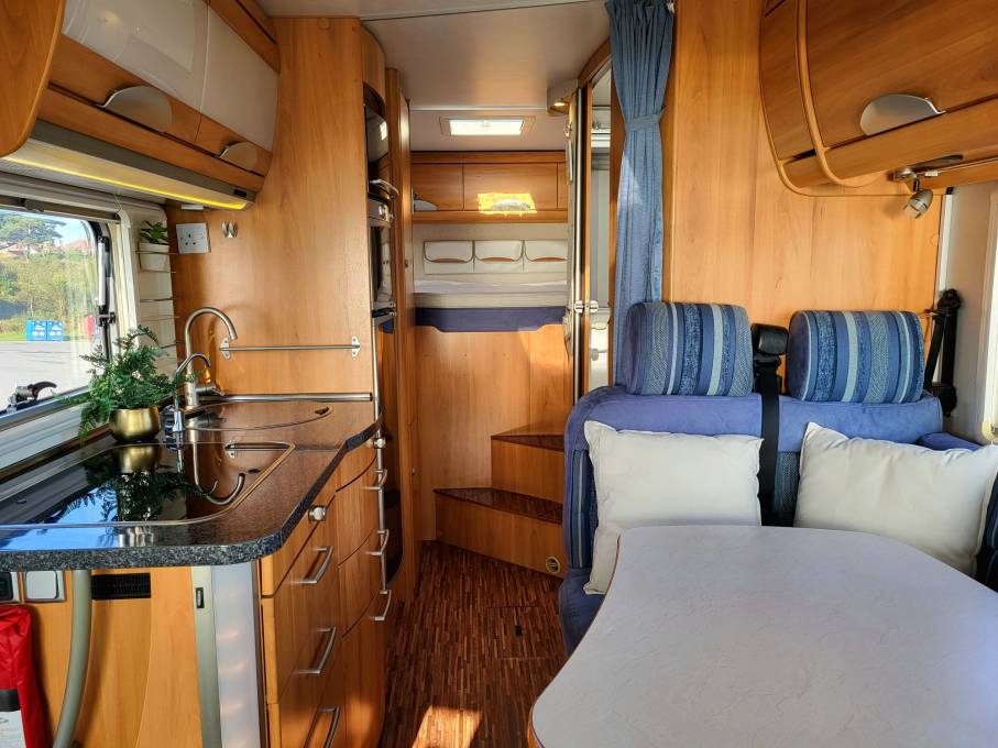 Hymer B614SL AClass Motorhome 4 berth/belts f/bed 70k with extras Sub ...