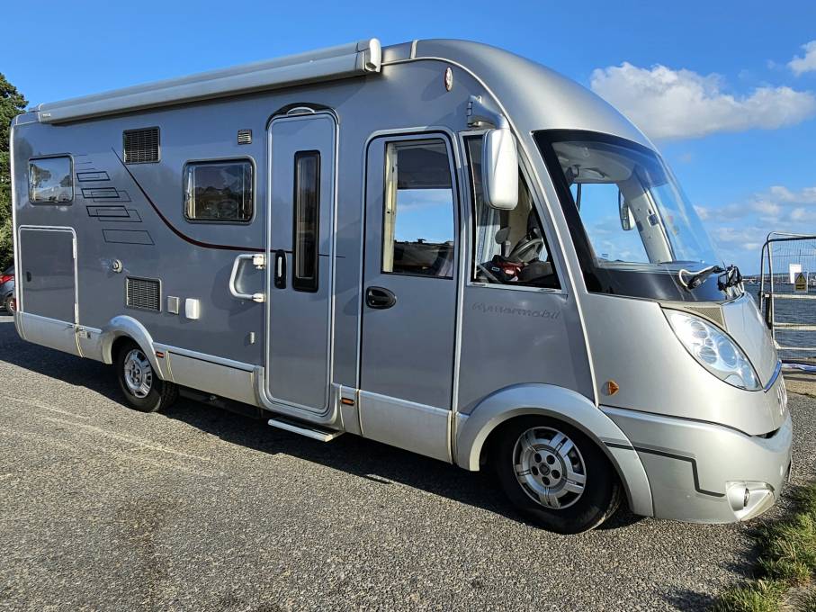 Hymer B614SL AClass Motorhome 4 berth/belts f/bed 70k with extras Sub ...