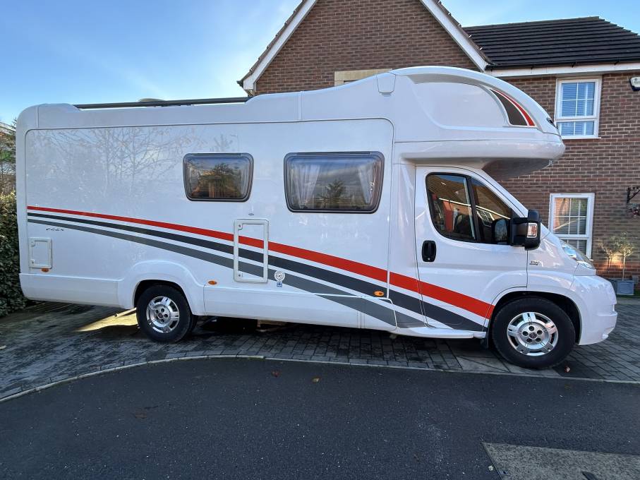 Bessacarr E665 end washroom, 4 belts, motorhome for sale