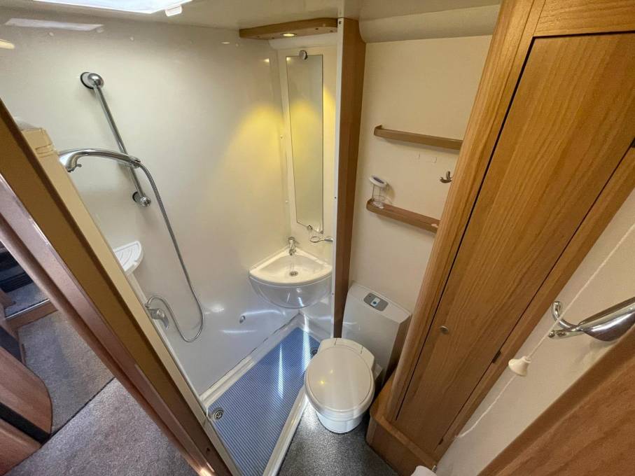 Bailey Approach 760SE 6 berth 6 belts U shape lounge motorhome for sale.
