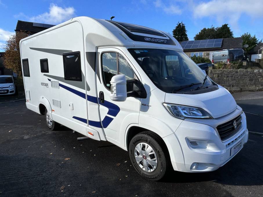 Swift Escape 664 2018 4 Berth Automatic Fixed Bed Motorhome FOR SALE