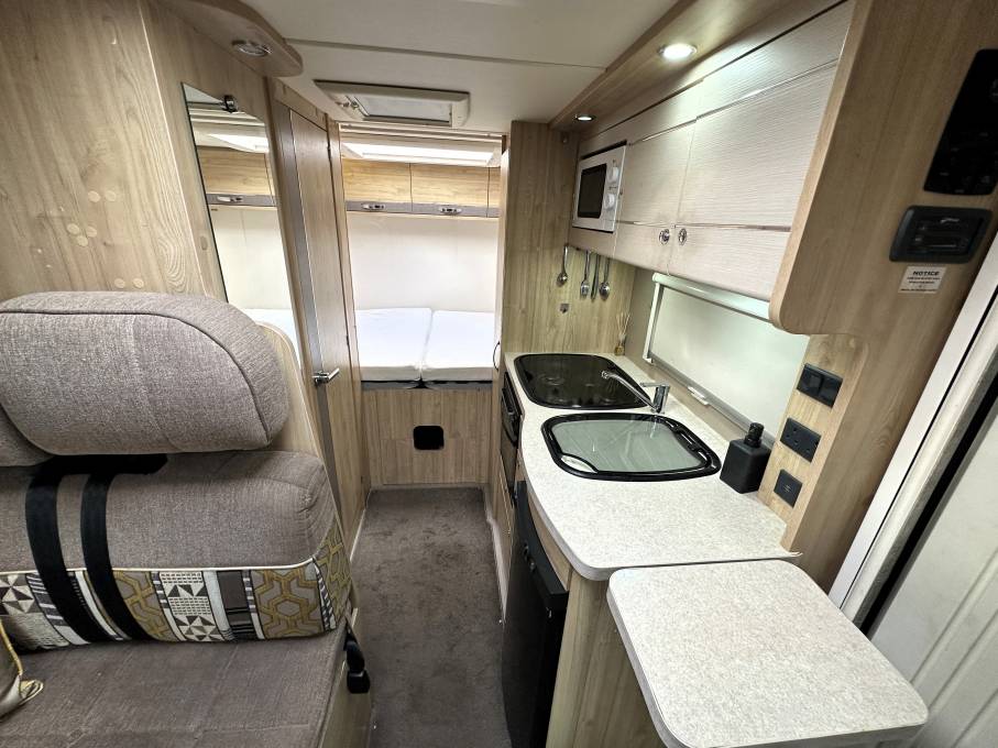 2017 ELDDIS ACCORDO 125 3 BERTH TRANSVERSE BED GARAGE Motorhome for Sale