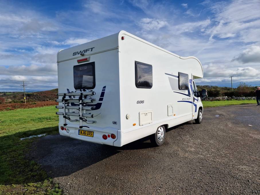 Swift Escape 686 6 berth 6 belts motorhome for sale