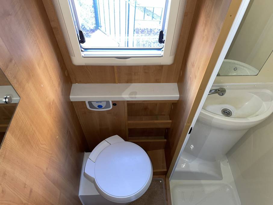 Auto-Trail Excel 640G Sport - Automatic Motorhome For Sale