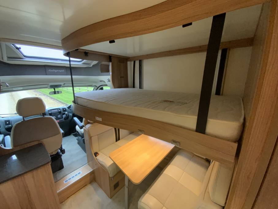 Bailey Approach Autograph 765 6 Berth 6 Seatbelt Rear Lounge Motorhome