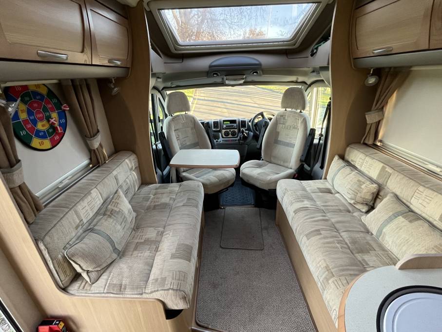 Bessacarr E560