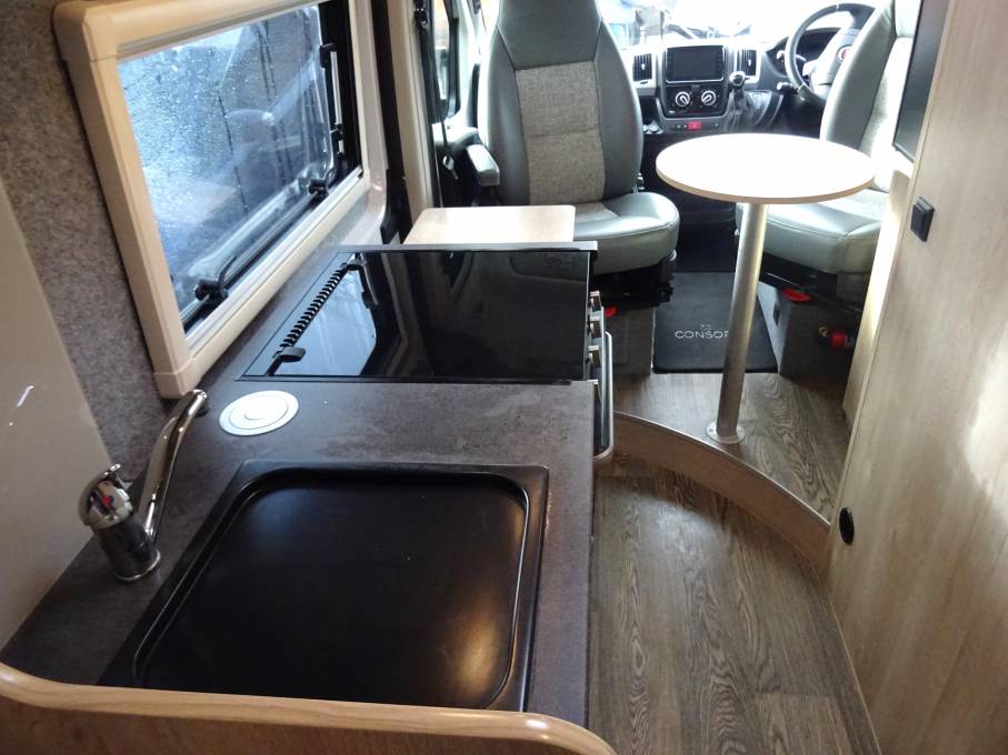 Consort Reef 2021 Euro 6 Automatic 2 Berth Rear Lounge Camper Van For Sale