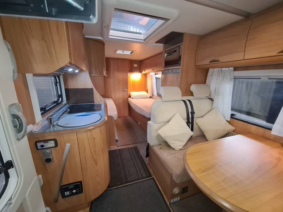 Burstner Delfin T700