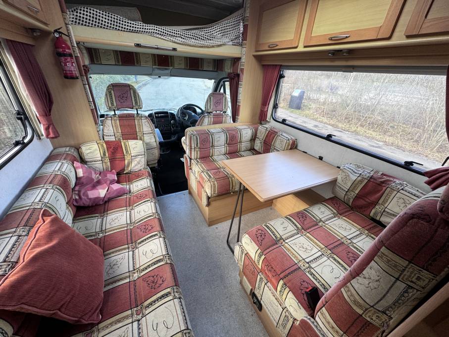 Compass Avantgarde 300 5 Berth ** PRICE REDUCTION