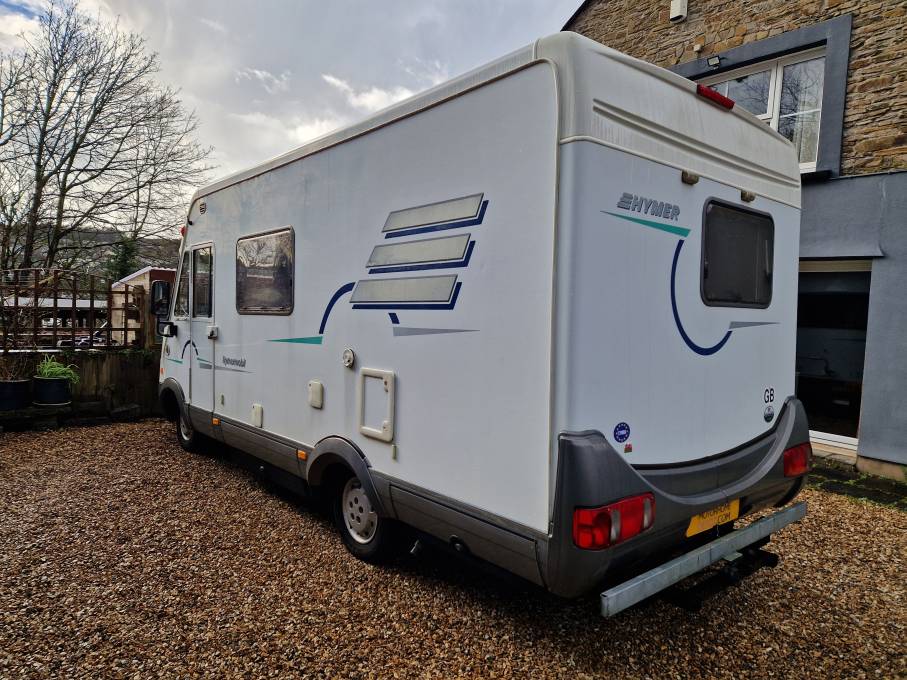 2003 HYMER B584 3-BERTH - 3 BELTS - LOW MILES - FACELIFT - GREAT CONDITION