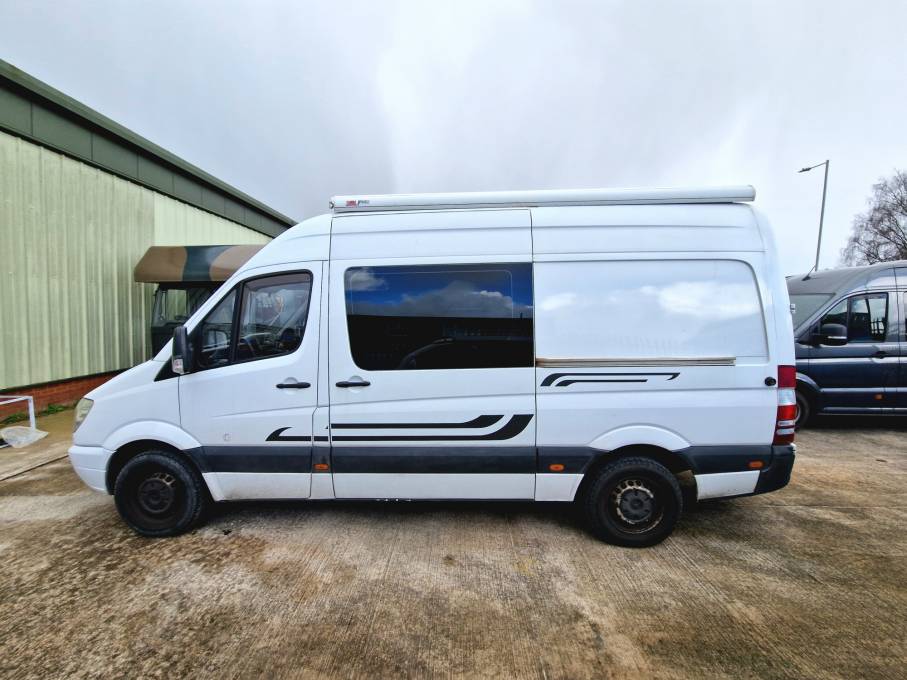 Mercedes Sprinter MWB Camper 2207 (57) 2 berth with kitchen and ...