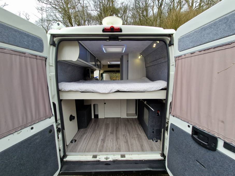 Citroen Relay Campervan Atlas 400 Large Garage Fixed Bed Campervan