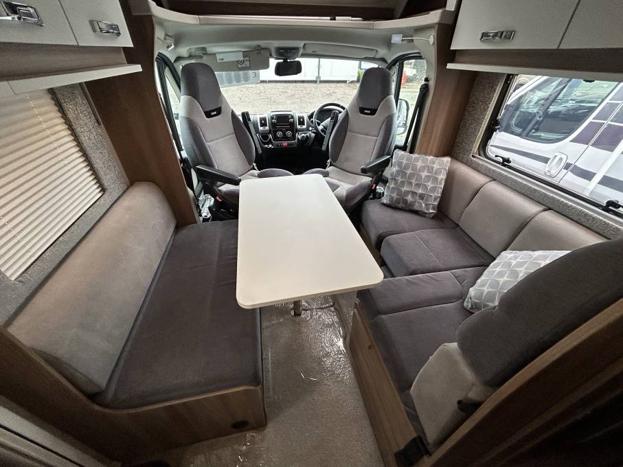 Swift Escape 604 Vogue, special, 6m motorhome for sale