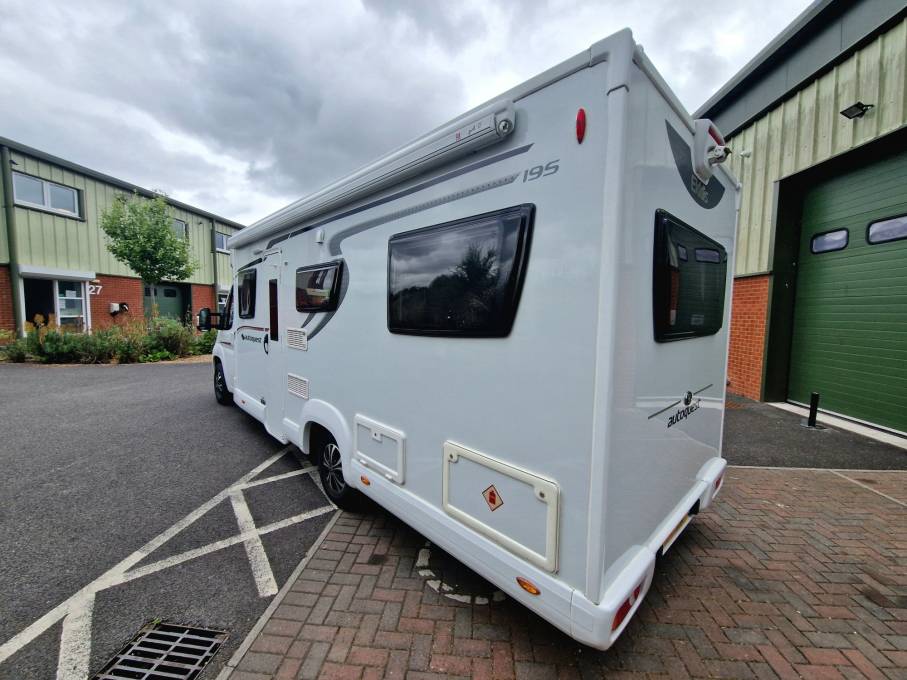 Elddis Autoquest 195 motorhome 2018 4 berth 4 belts 14k miles end lounge