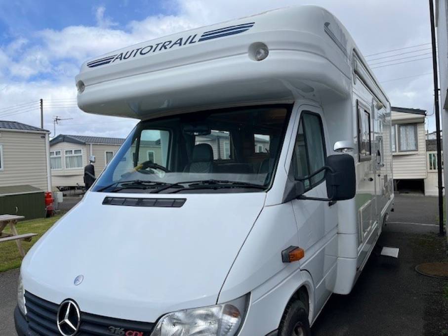 AUTOTRAIL FRONTIER MOHICAN