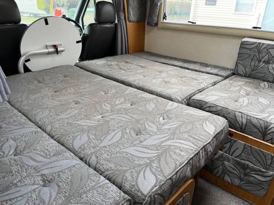 AUTOTRAIL FRONTIER MOHICAN