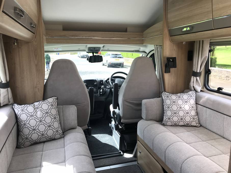 Elddis Autoquest 194 - 2019 4 berth - Rear bedroom - Large Garage ...