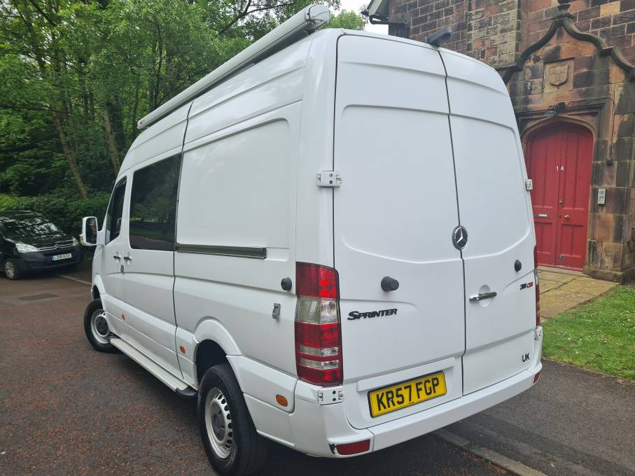 Mercedes Sprinter Camper
