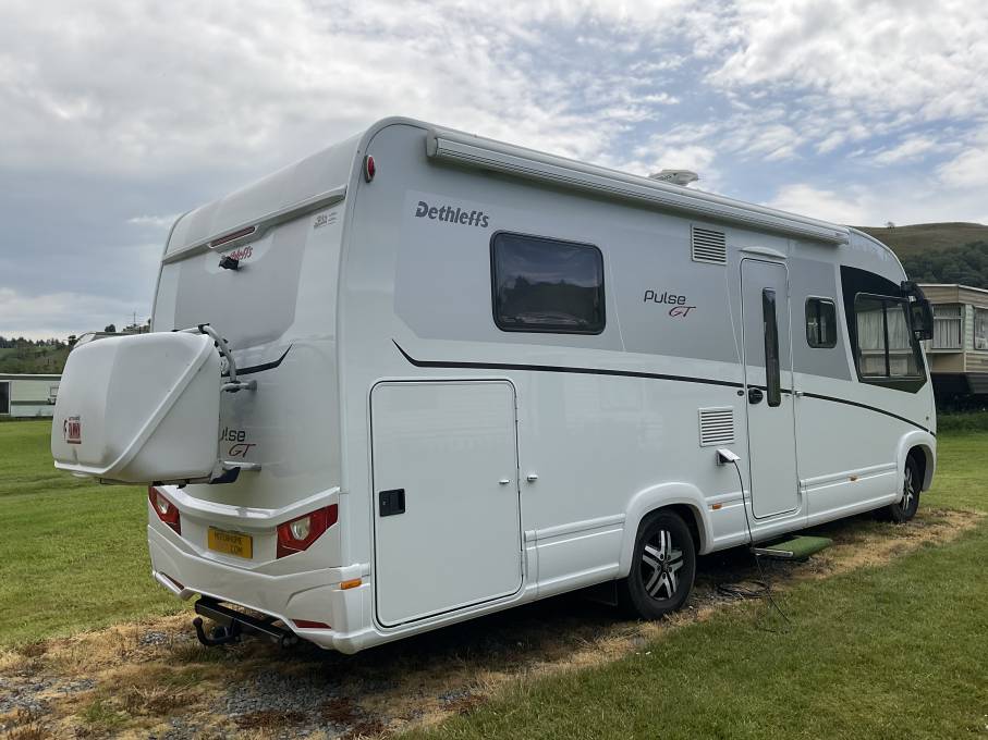 REDUCED £10k Dethleffs Pulse GT A-class, 4 Berth, 4 Belts
