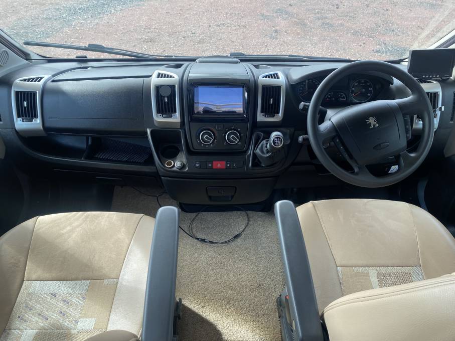 Bailey Approach 760SE 6 Berth Rear U Shaped Lounge 2013 Motorhome For Sale