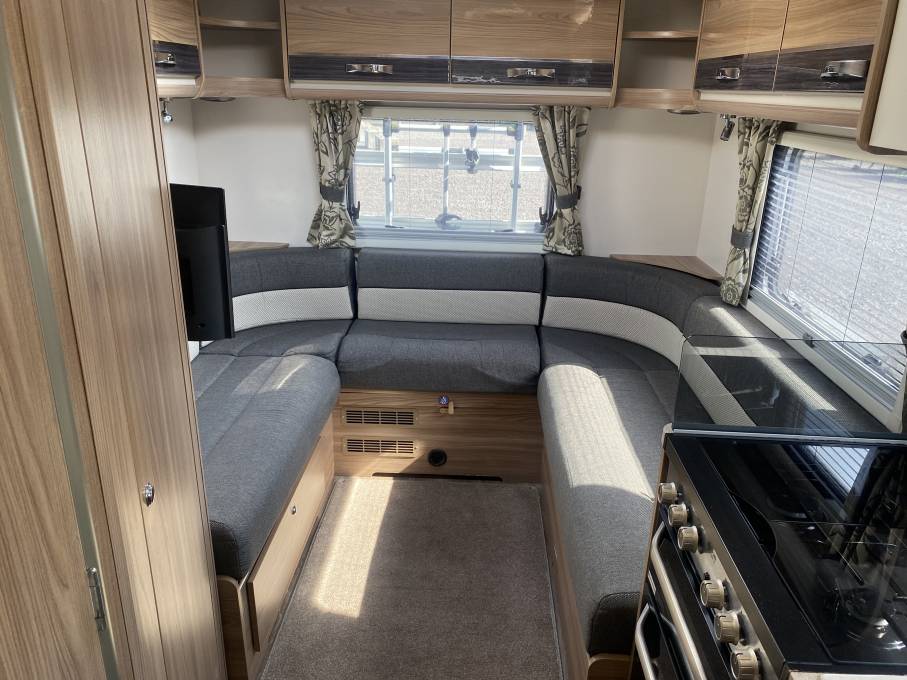 Bessacarr 496 6 Berth U-Shaped Rear Lounge 2016 Motorhome For Sale