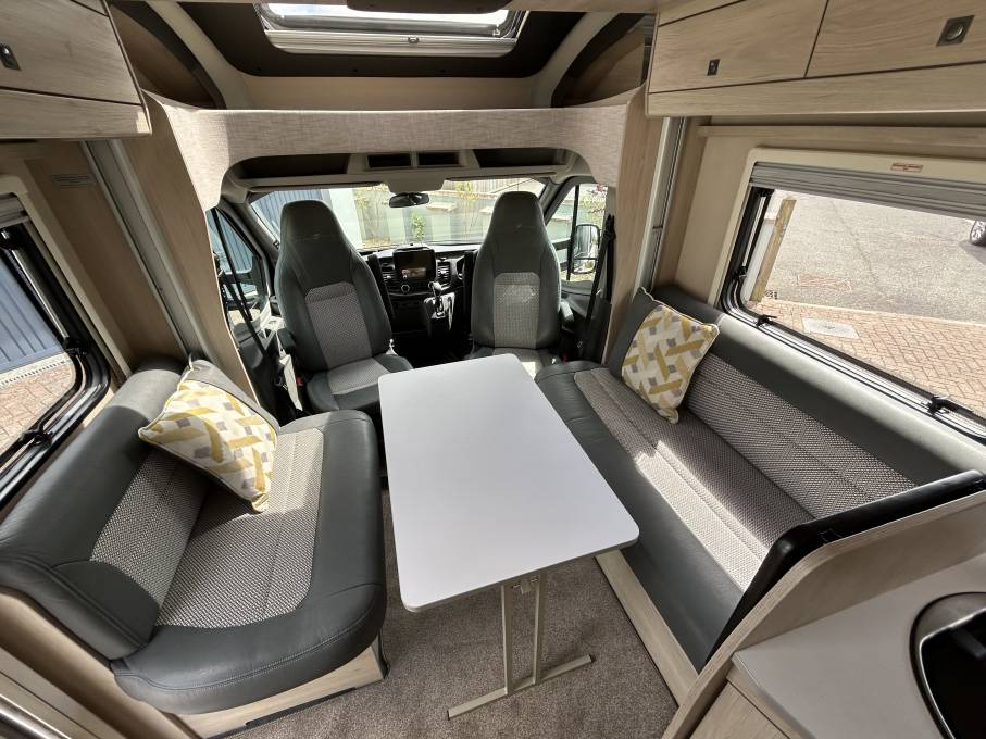 Auto-Trail F74 Automatic 2022 4 Berth 2 Belt Island Bed Motorhome FOR SALE