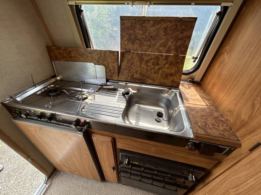 Hymer B544 1990 2 Berth LHD A-Class Motorhome FOR SALE