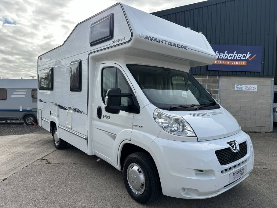 Compass Avantgarde 140 Rear U shaped long motorhome