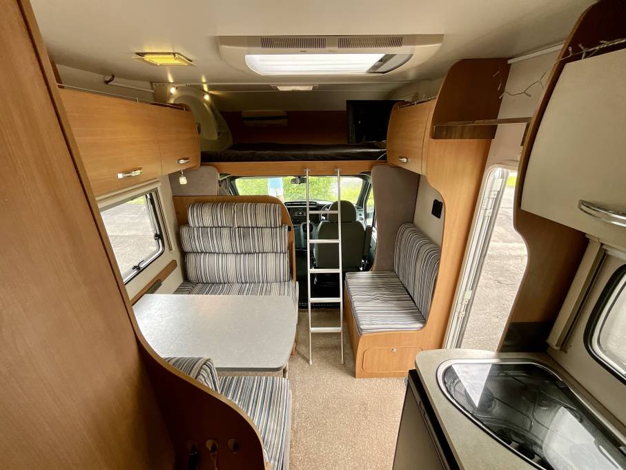 Chausson Flash 03, 6 berth, rear garage, rear bunk bed motorhome for sale