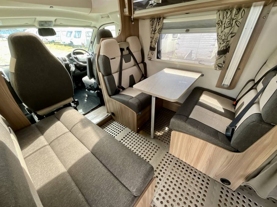 Swift Bessacarr 496, 2015, 6 berth, rear lounge motorhome for sale