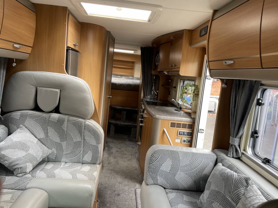 Swift Kon Tiki Automatic luxury Family Motorhome
