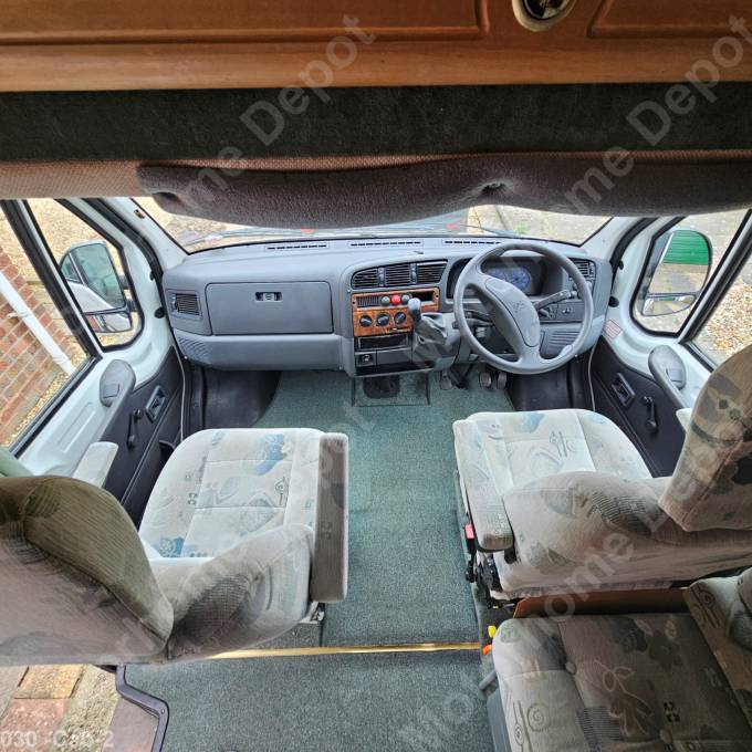 Autosleeper Symbol, 2002