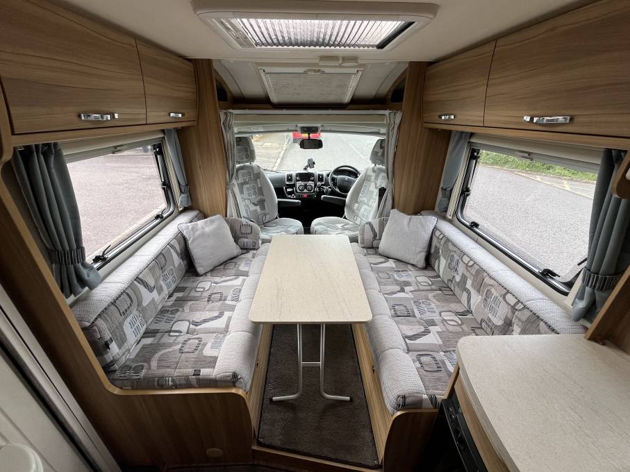 Elddis Envy 105 | End Washroom | 3300kg | Under 6m | 12530 miles